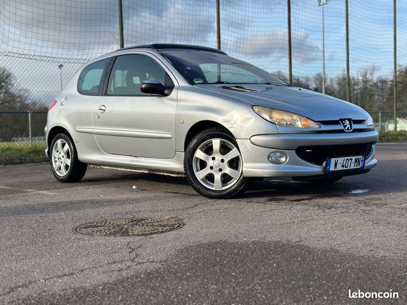 Peugeot 206 2.0 hdi 90 ch 177000 kms - Voitures