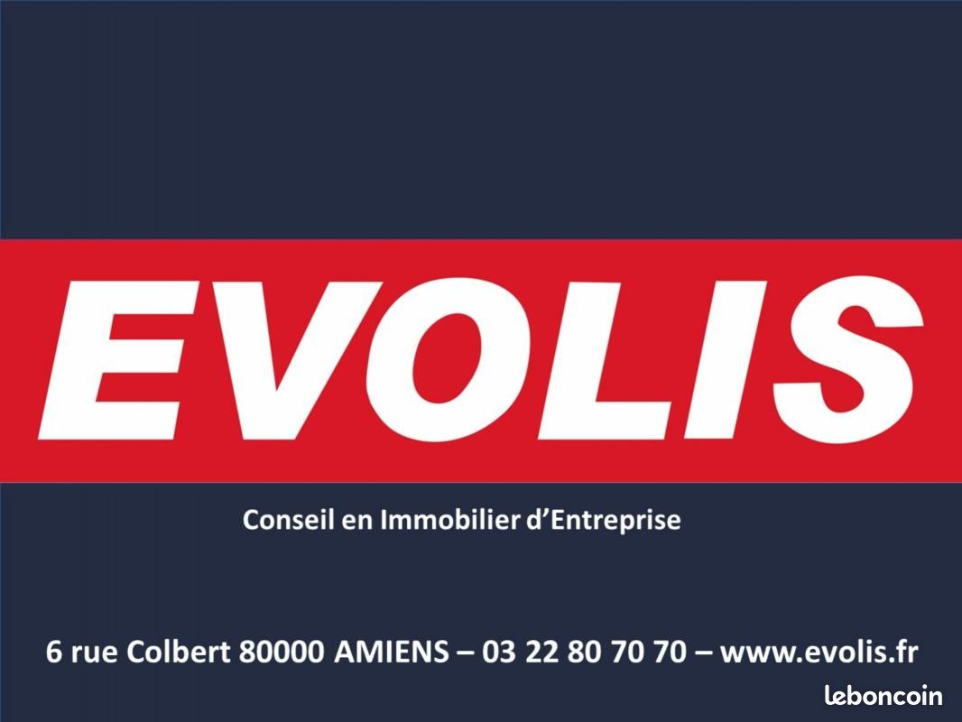 Local commercial 263 m² - Bureaux & Commerces