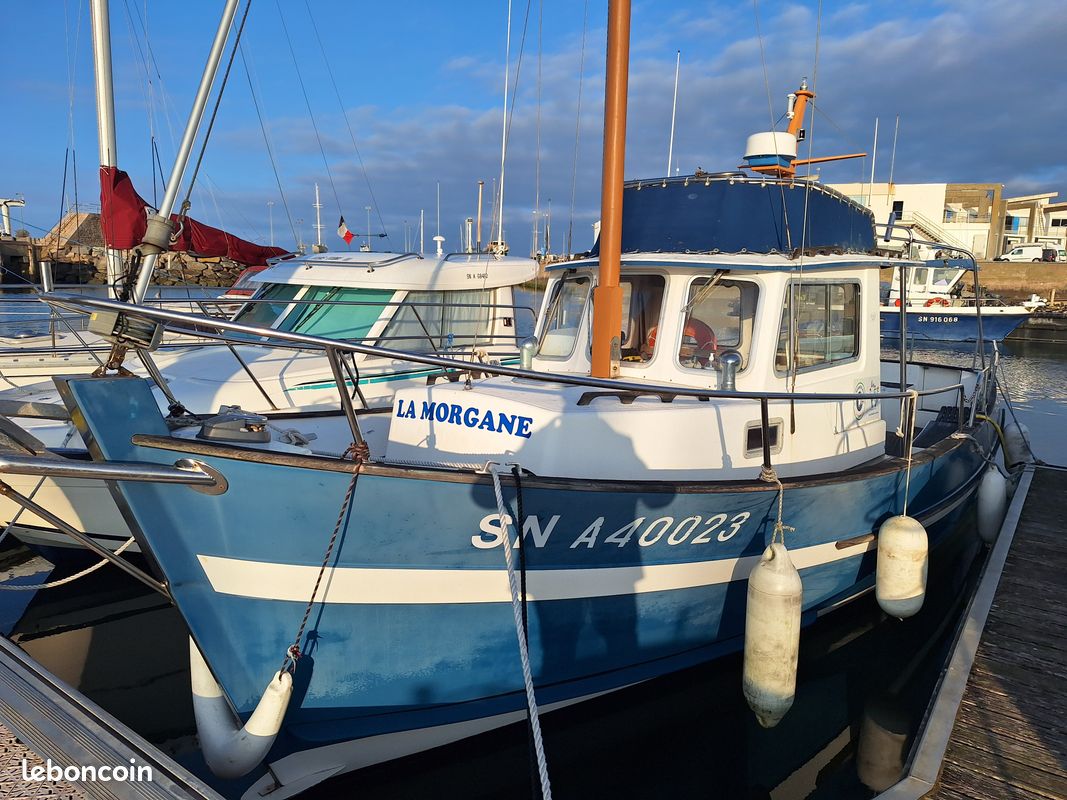 Rhea 900 – Bateau à moteur Volvo TAMD41 – 9m – 1998 – 55 000 – La ...