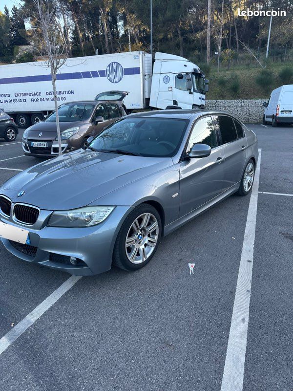 Bmw 320d e90 pack m 2011 - Voitures
