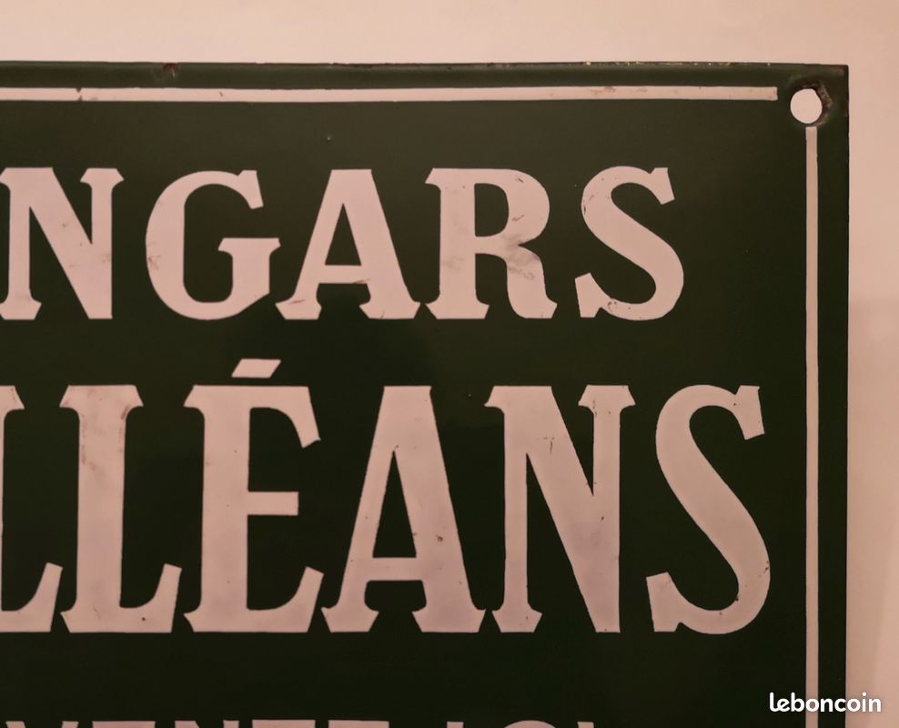 Plaque émaillée HANGARS DOLLÉANS constructeur - Collection