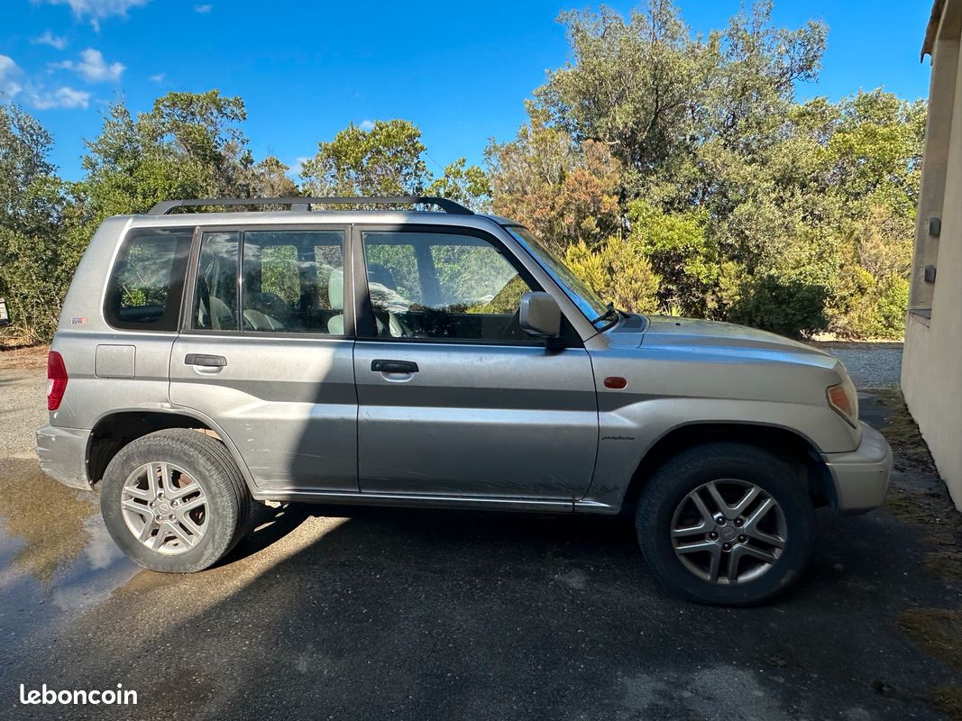 Mitsubishi Pajero pinin - Voitures
