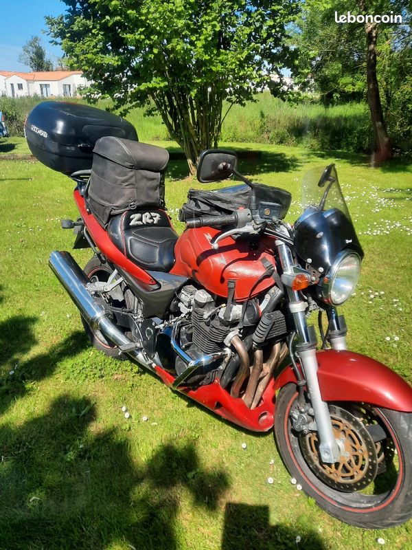 Kawasaki 750 zr7 - Motos