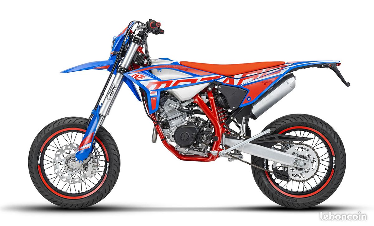 Beta RR 4T 125 LC R MOTARD 4T SERIE LIMITEE NEUVE - Motos