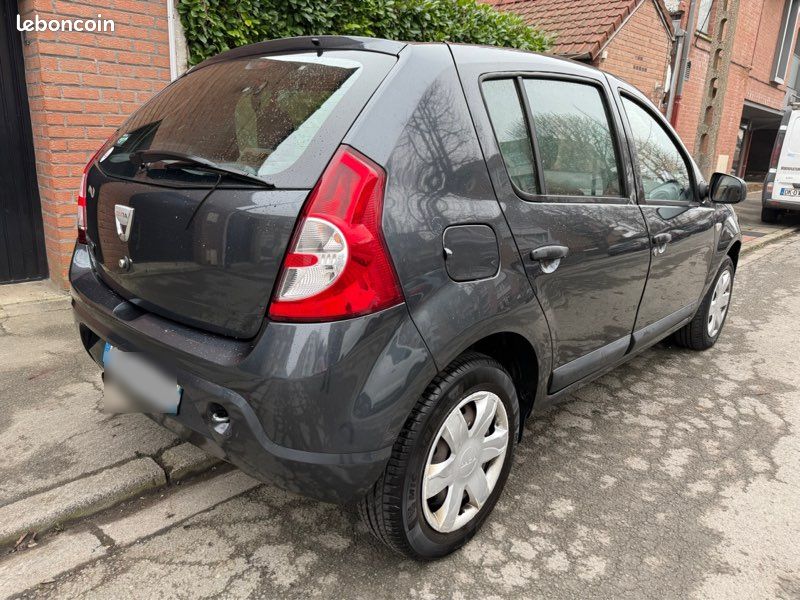 Dacia Sandero 1.4 MPi 72 GPL Essence - Voitures