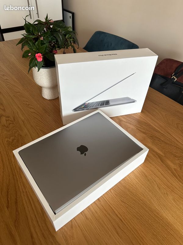 MacBook Pro 2020 13p 16Go/500Go i5 2,0GHz - Ordinateurs