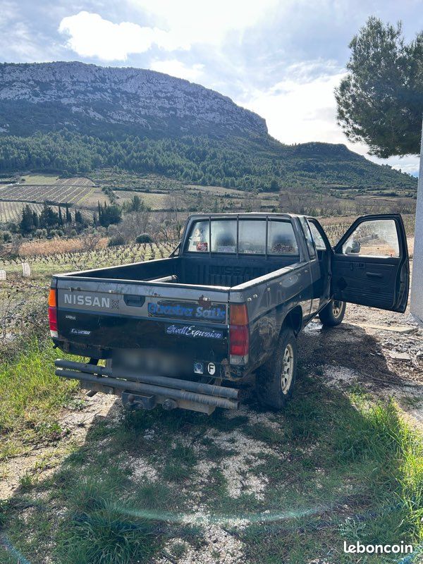 Nissan King cab - Voitures