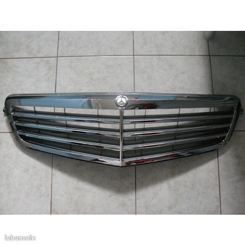 Calandre mercedes 2048800323 7246 - Équipement auto