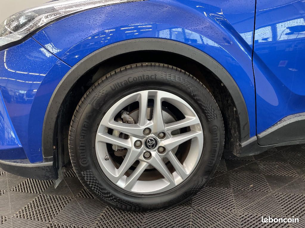 Toyota C-HR HYBRIDE MC19 1.8L Dynamic - Voitures