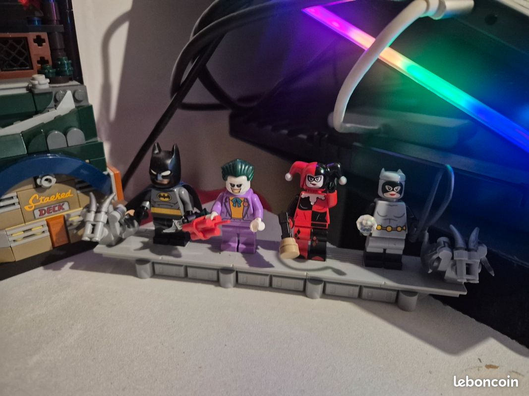 Lego tableau gotham Batman : La série animée Gotham City™ Batman : La ...