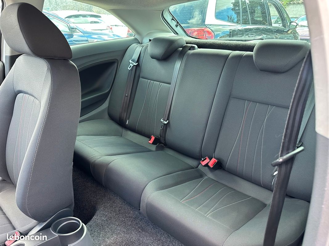 Seat Ibiza IV SC STYLE 1.6 TDi 90 ch / 2012 / 145 550 km / Distribution ...