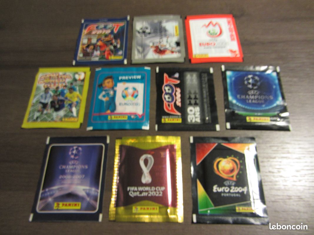 Pour Ar - Lot de 29 pochettes diverses Panini Foot - Collection