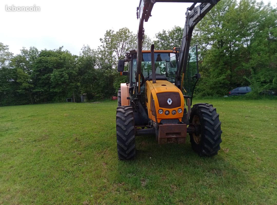 Tracteur - Matériel agricole