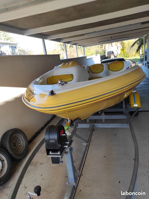 Jet boat sea rayder f16xr - Nautisme