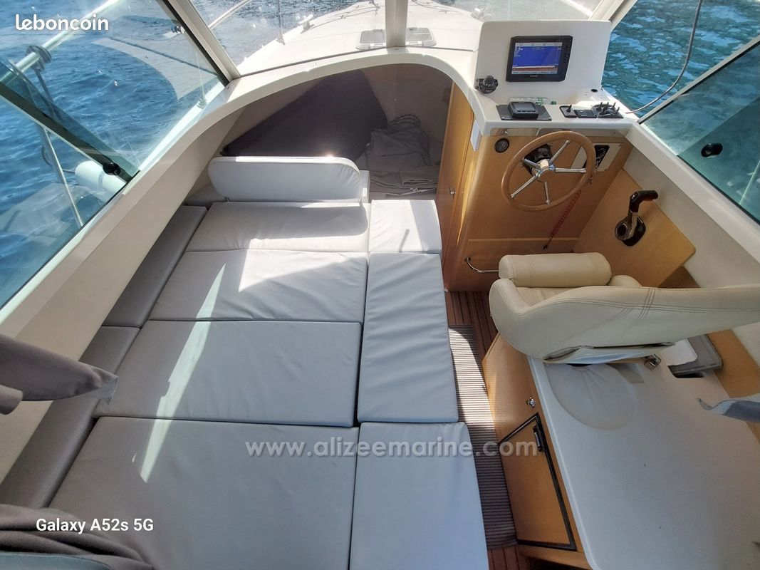 OCQUETEAU 725 TIMONIER (REMOTORISATION INTEGRALE 2024-50h) - Nautisme