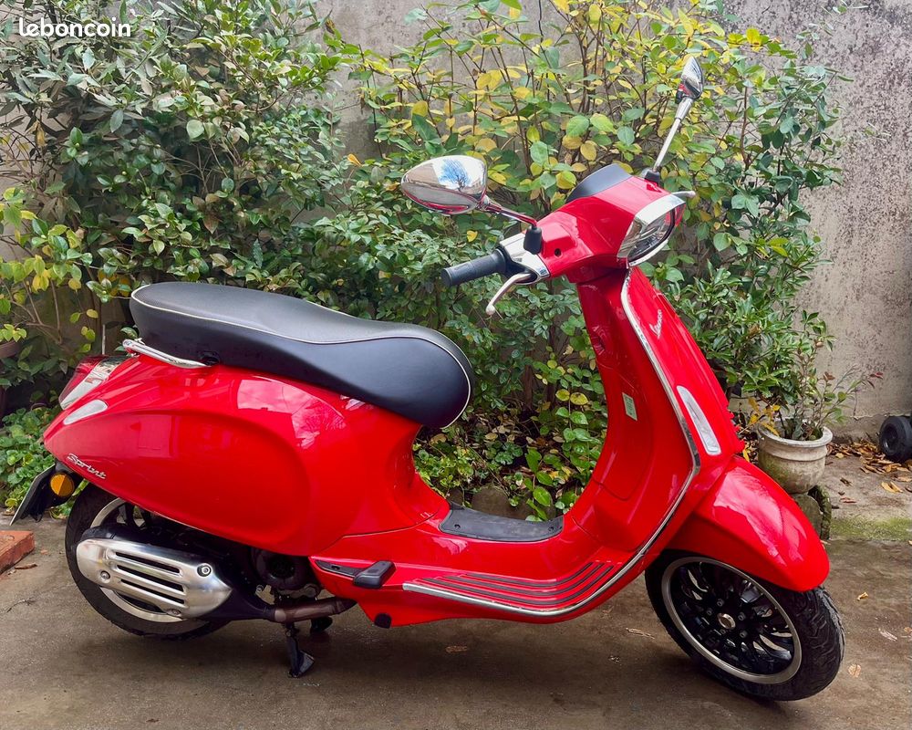 Vespa Sprint 50 - Motos