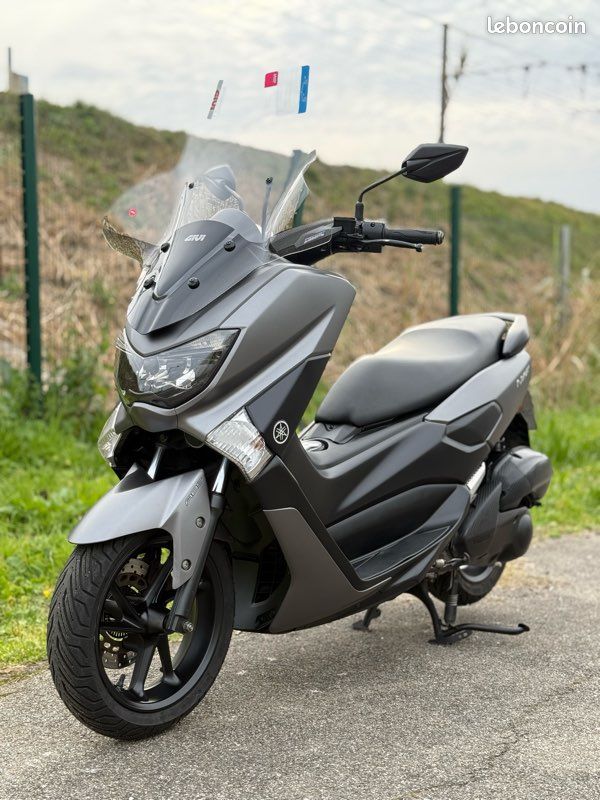 YAMAHA : N-max / N Max / Nmax - ABS - 125 cm3 - 2016 / 13400 Km - Motos