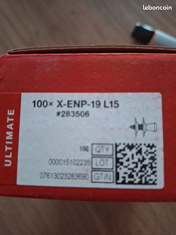 Rivets fixation IPN - BTP - Chantier gros-oeuvre