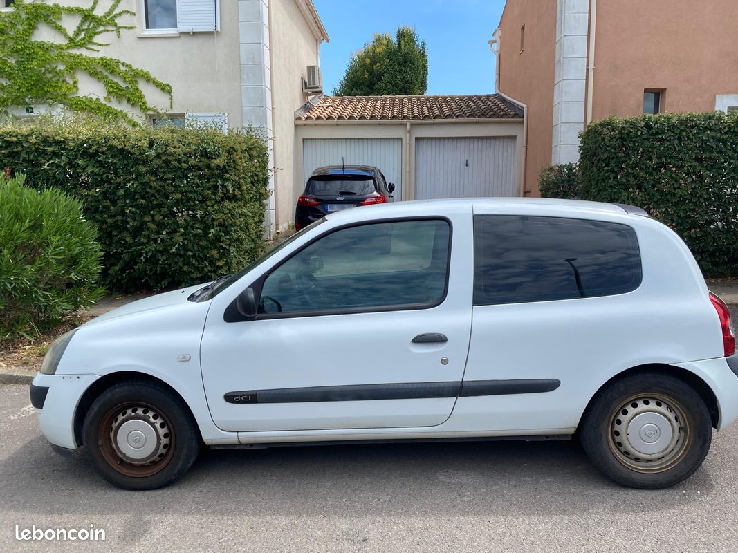 🚗 Clio 2 Phase 2 société D.E. Pour professionnels uniquement ...