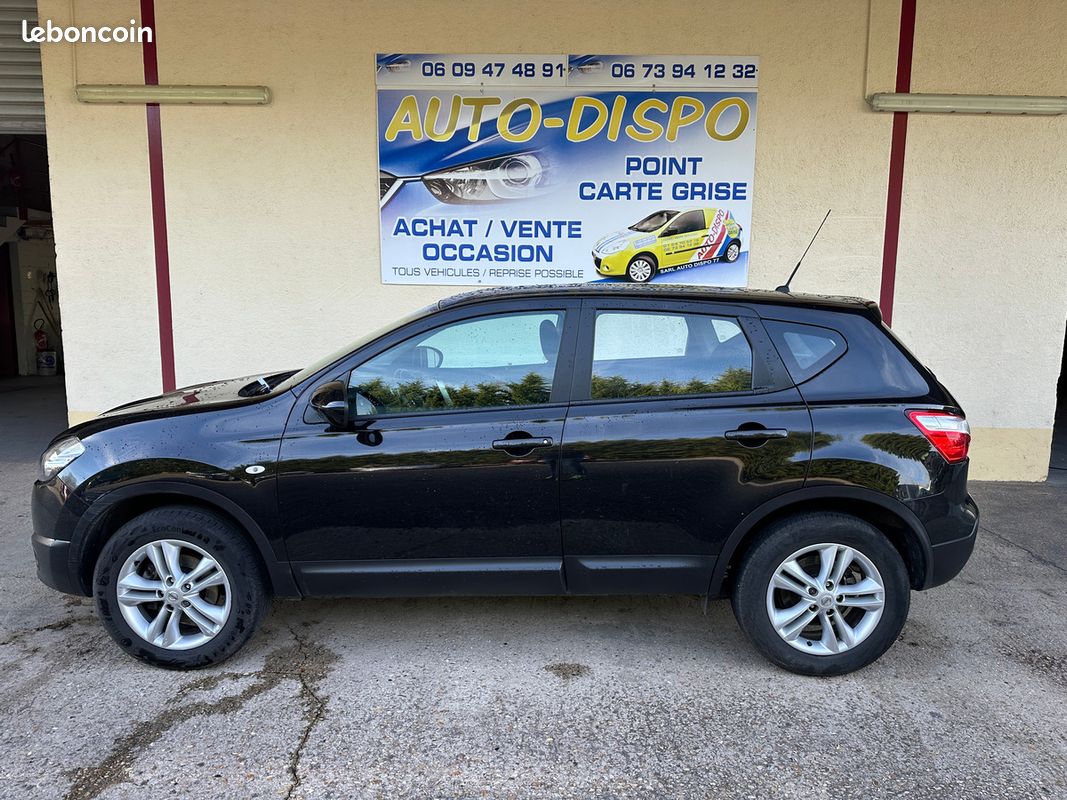 Nissan Qashqai 1.5 dci 110CH CONNECT EDITION CLIM 3 - Voitures