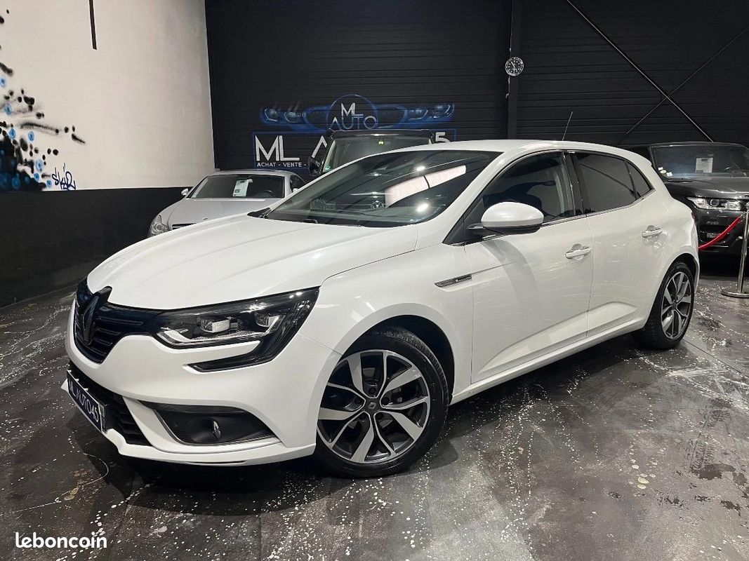 Renault Megane IV Hatchback 1.2 130 cv c - Voitures