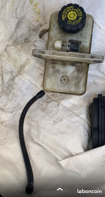 Cerveau de frein Megane 3 - Équipement auto