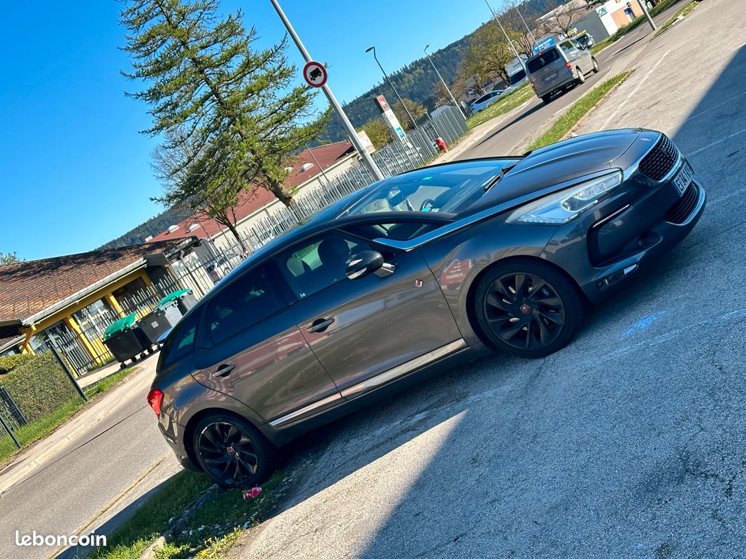 DS5 performance Line 2litre - Voitures