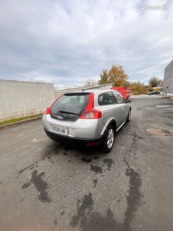 Volvo C30 1,6D turbo 110 cv garantie 3 mois - Voitures