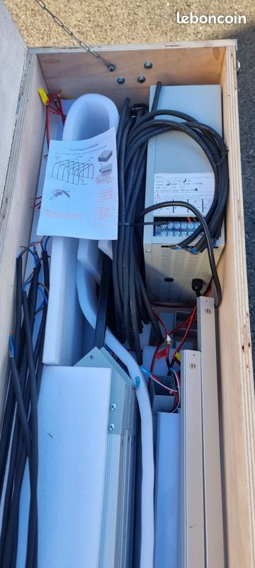 Tunnel de lumières LED, TBE 6m X 4m + caisse de transport PRIX HT ...