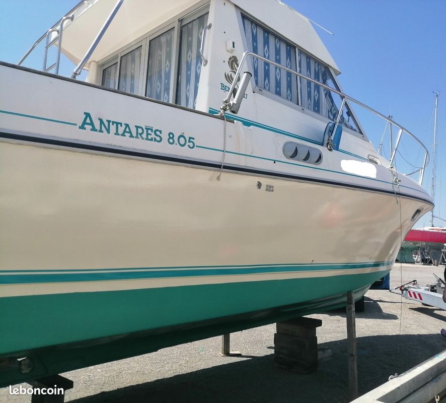 Antarès 805 Bénéteau - Nautisme