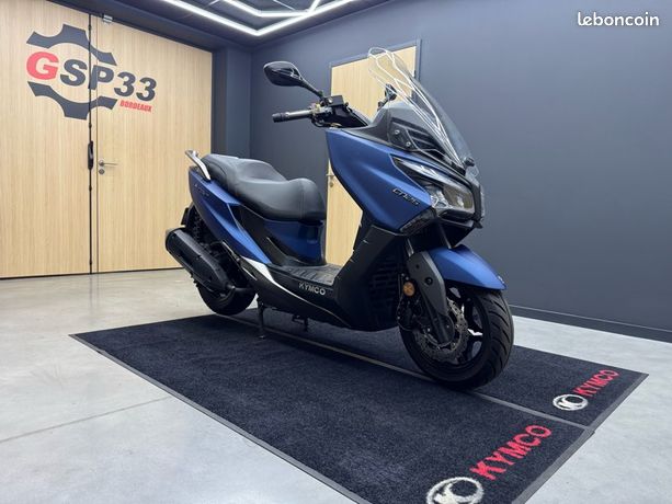 Kymco x town 125 d'occasion - Motos - leboncoin