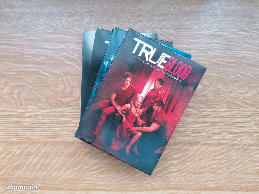 True blood ( Coffrets DVD intégrales des saisons 1 2 3 & 4 ) - DVD - Films