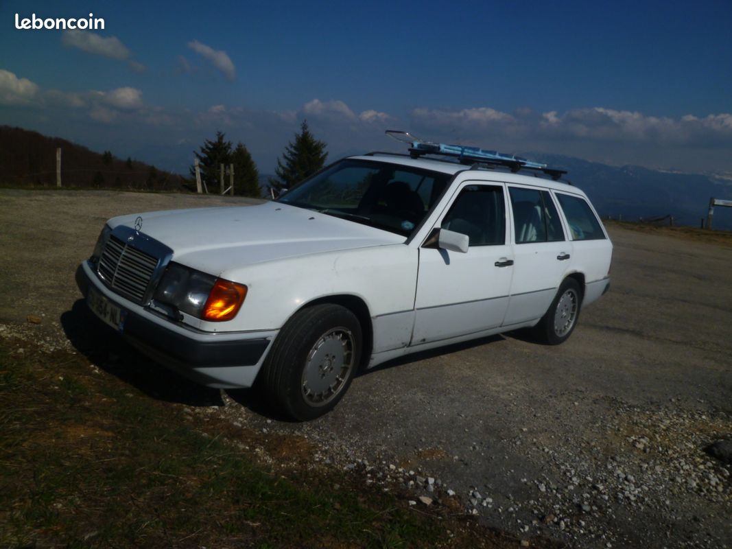 Mercédes W124 Breaak 250 diesel Touring - Voitures