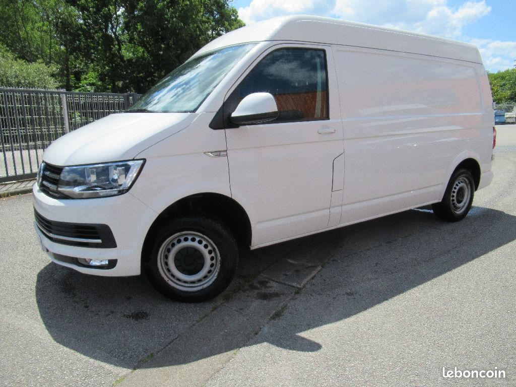 Volkswagen Transporter T6 L2H1 2.0 TDI 150ch BUSINESS LINE - Utilitaires