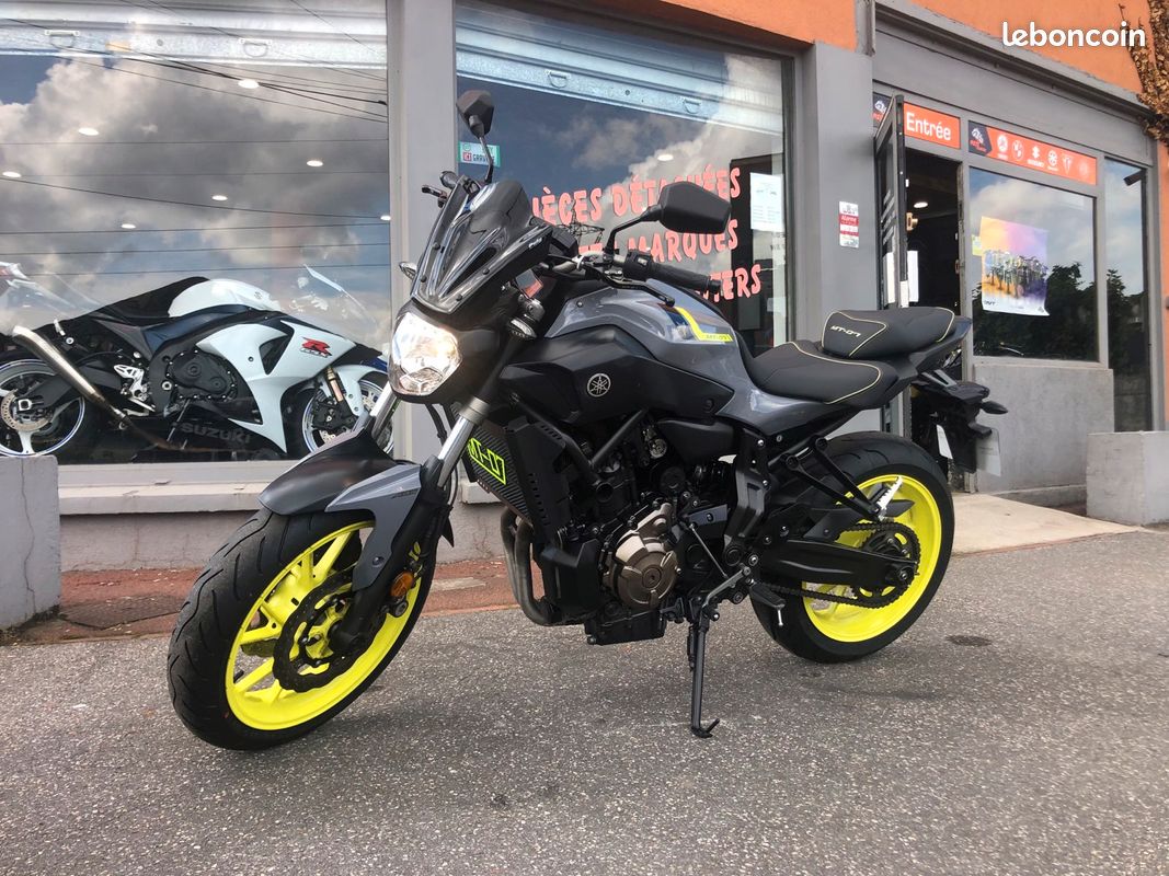 Yamaha Mt07 abs idéal permis a2 - Motos