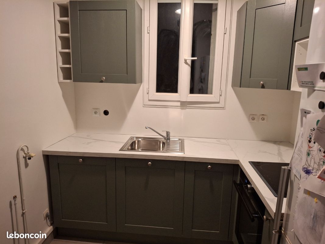 Poseur de cuisine - Services de jardinerie & bricolage