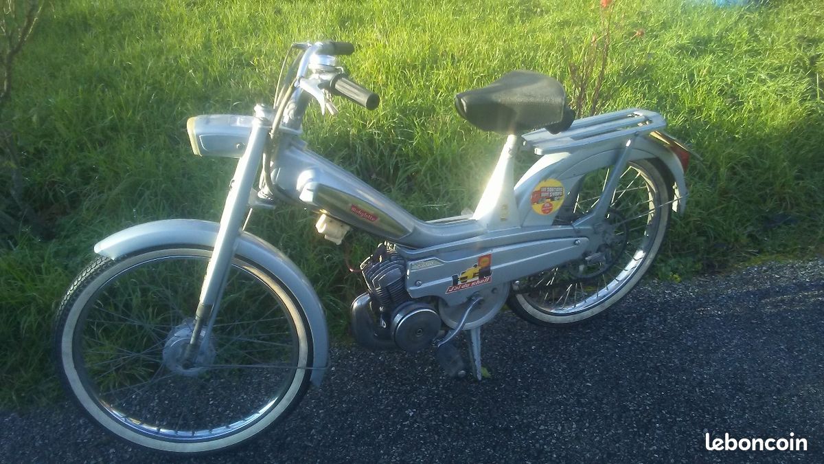 Motobecane Mobylette AV49 - Motos