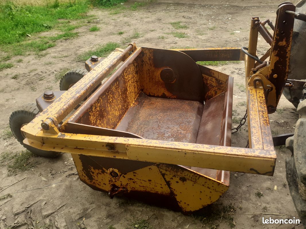 Pelle a terre - Matériel agricole