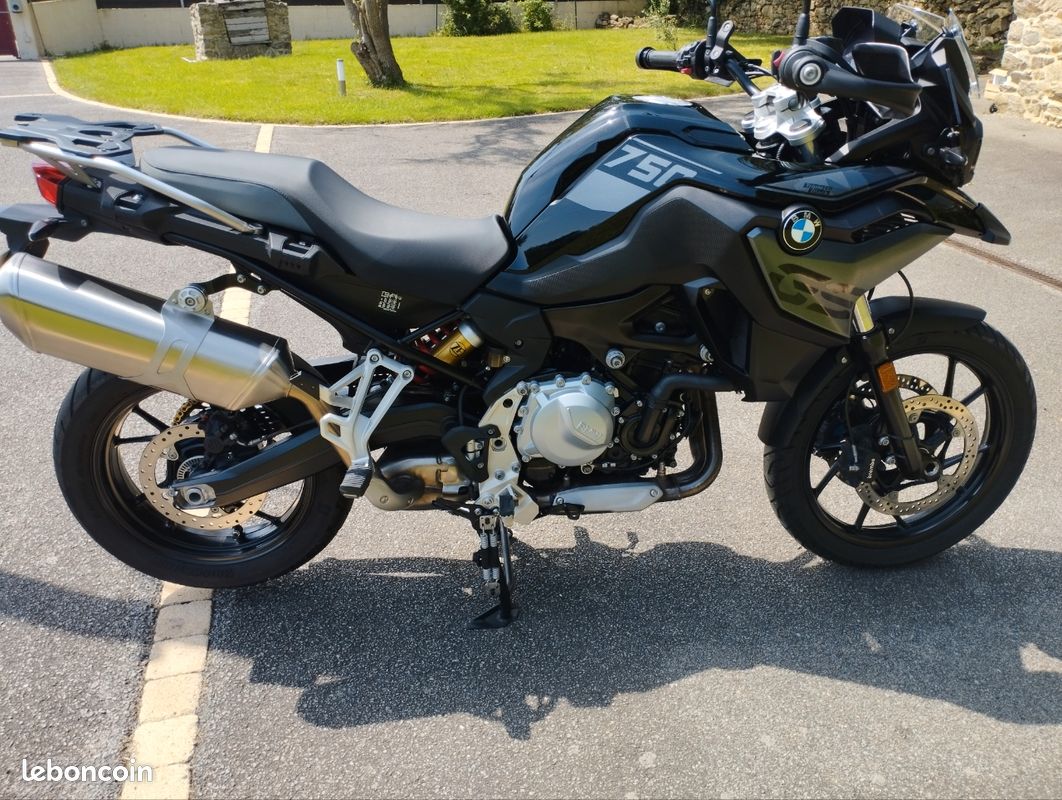 BMW F750GS triple black finition PRO 07/2026 - Motos