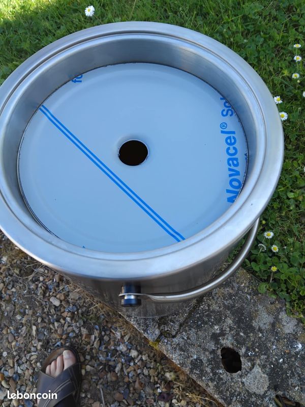 Conteneur alimentaire isotherme inox 10 Litres - Matériel agricole