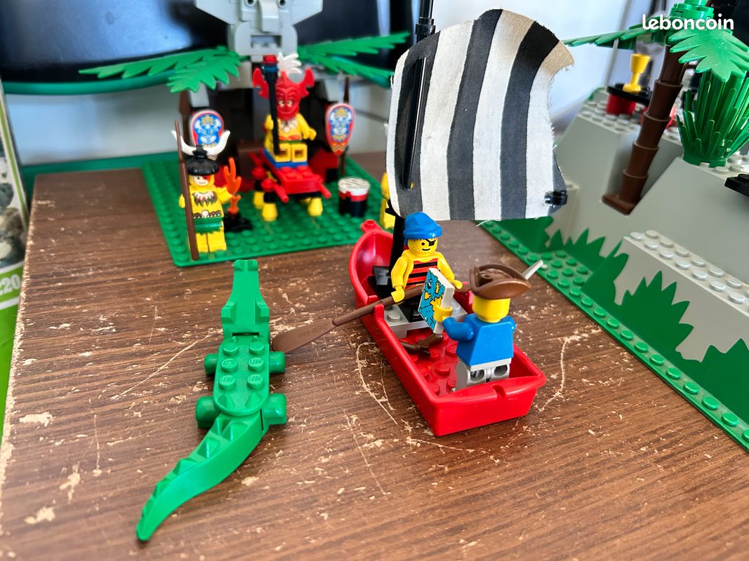 LEGO Pirates Islanders SET 6262 King Kahuka's Throne - COMPLET AVEC ...