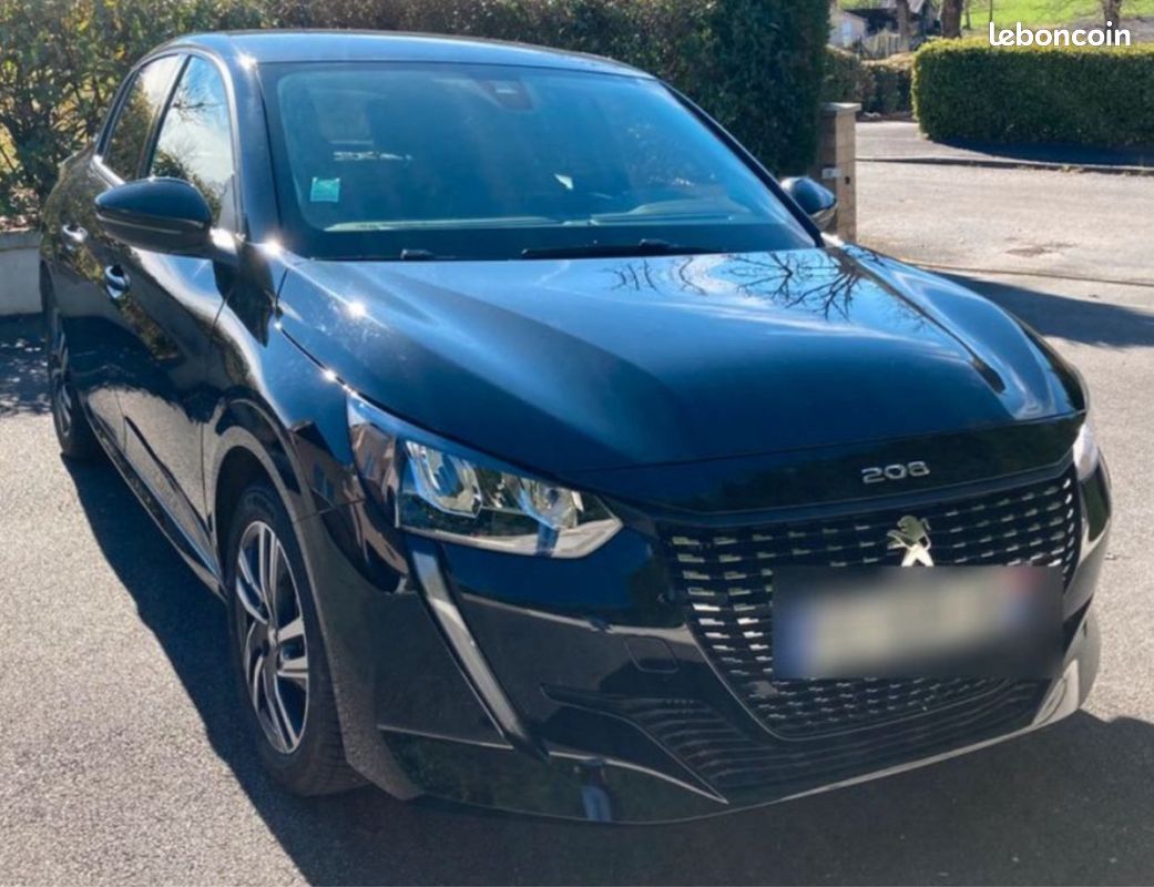 Peugeot 208 PureTech 100 CH ALLURE - Voitures