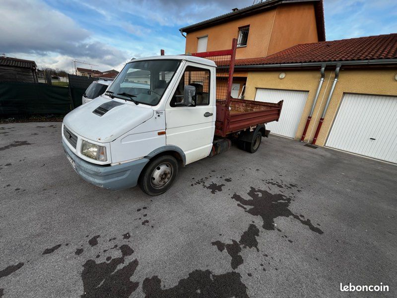 Iveco 35 10 Benne