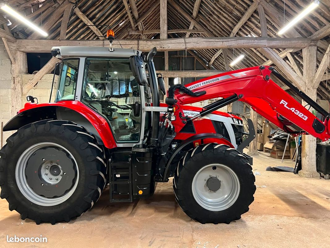 Massey Ferguson 6S155 - Tracteurs