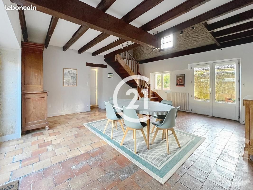 Maison de ville 6 pièces 179 m² - Locations