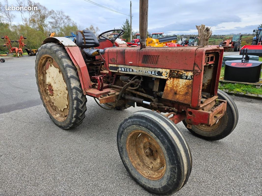 Case IH 533 - Tracteurs
