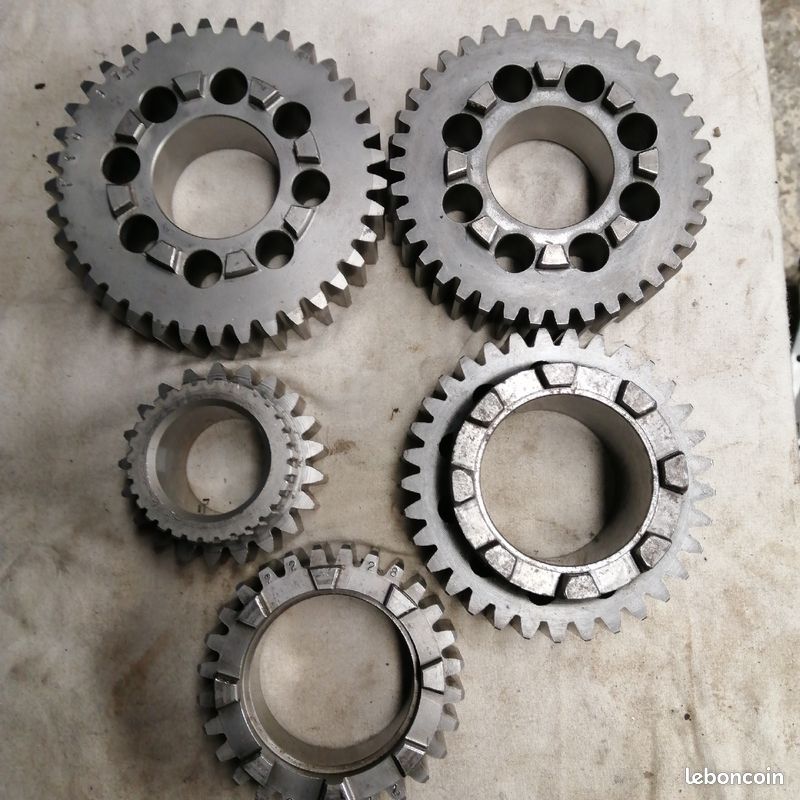 Pignons sadev un1 - Équipement auto