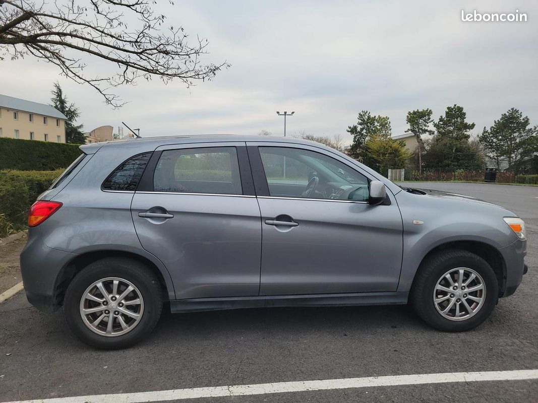 Mitsubishi ASX - Voitures