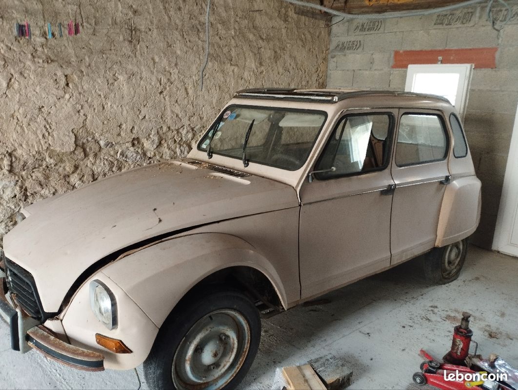 Citroën Dyane - Voitures