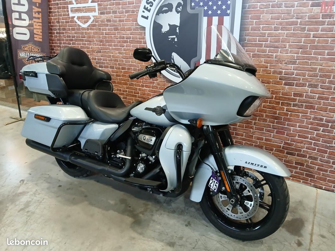 Harley Davidson TOURING ROAD GLIDE 1868 ULTRA LIMITED GARANTIE 12 - Motos